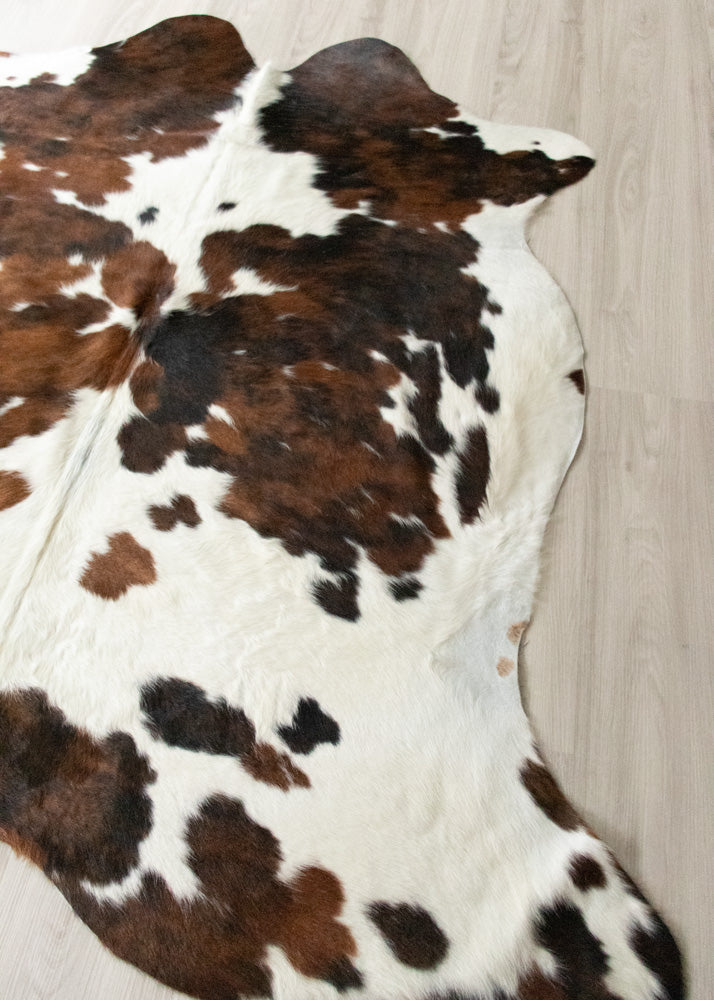 Exotic Tricolor Cowhide Rug (Size: 190 X 180 CM) – Rug House NZ
