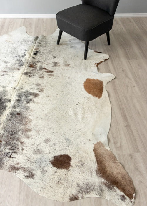 Salt Pepper Tri-Color Cowhide Rug (Size: 240 X 220 CM) – Rug House NZ